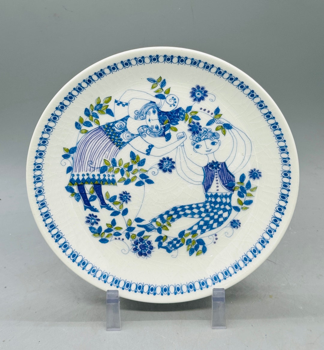 Figgio Norway Lotte Salad Plates, Cereal Bowls, Covered Casserole, and ...