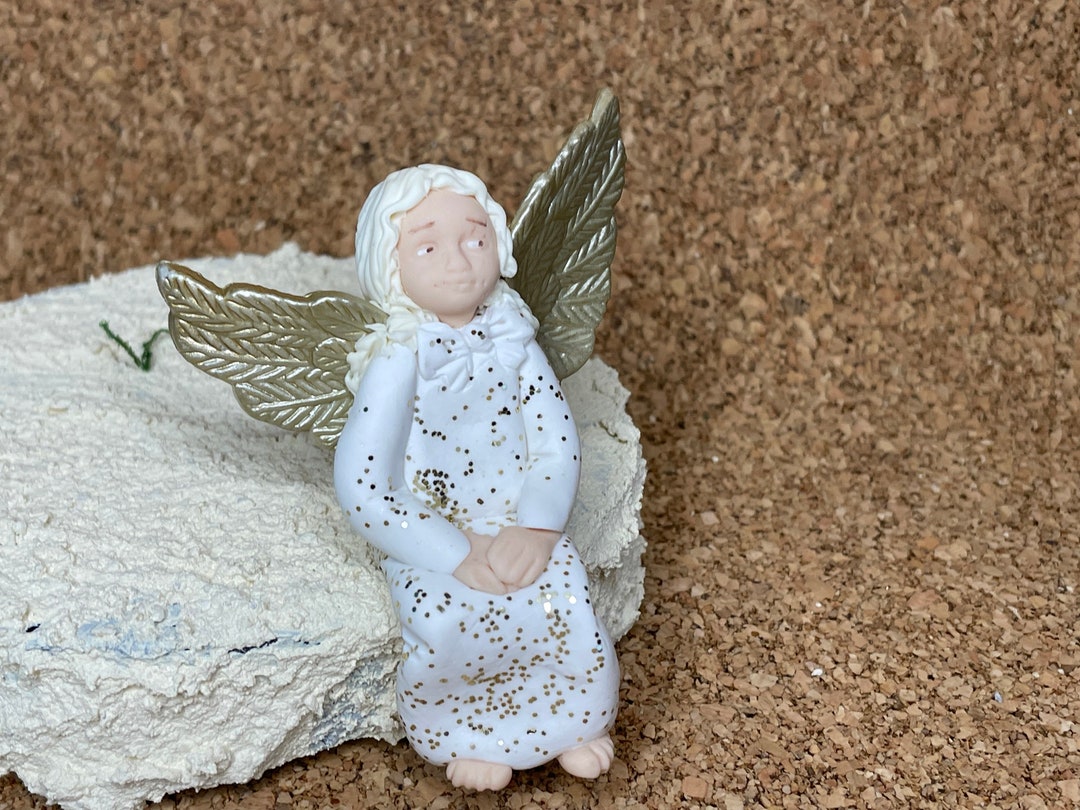 Nativity Scene Angel Figurine, Seated Angel, Christmas Crèche, Handmade ...