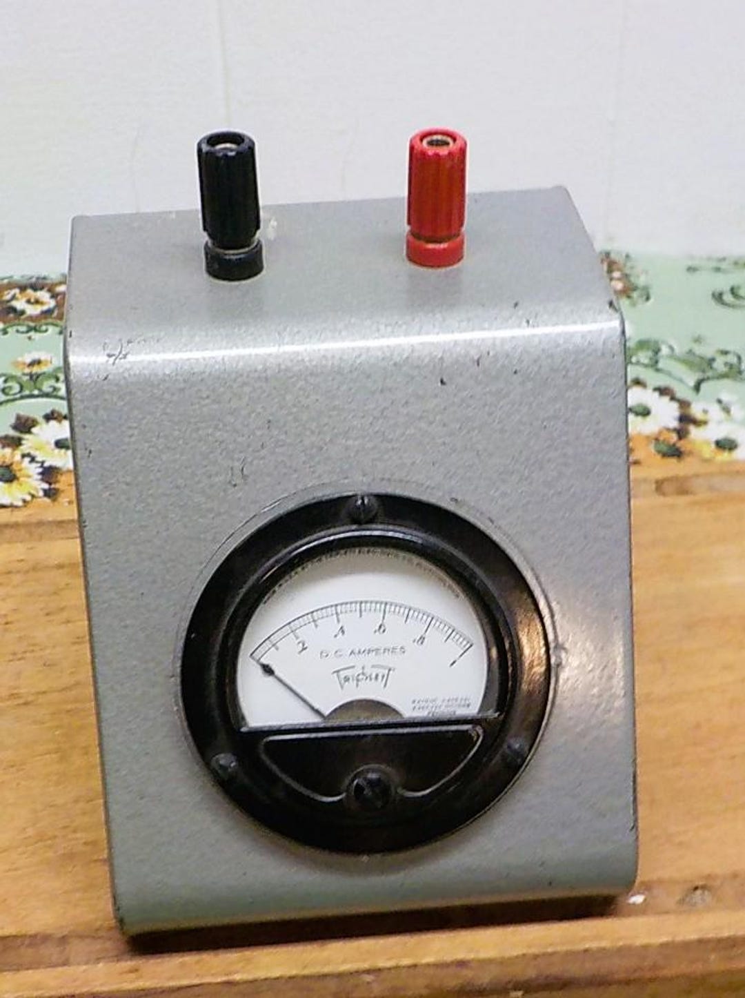 Vintage SIMPSON Direct Current AMPERES Amps SK-525-9 Meter 6100 Item ...