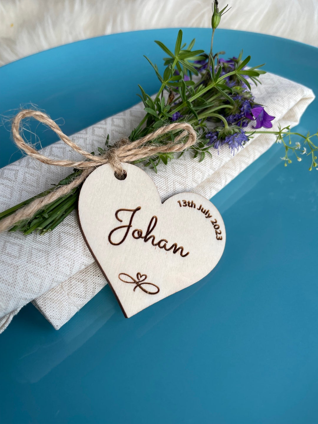Heart-shaped Wooden Name Tags Unique Wedding Favors Favors in Bulk for ...