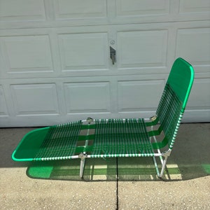 Vintage Tri Fold Green Jelly Vinyl Tube Pool Deck Patio Lawn Chaise ...