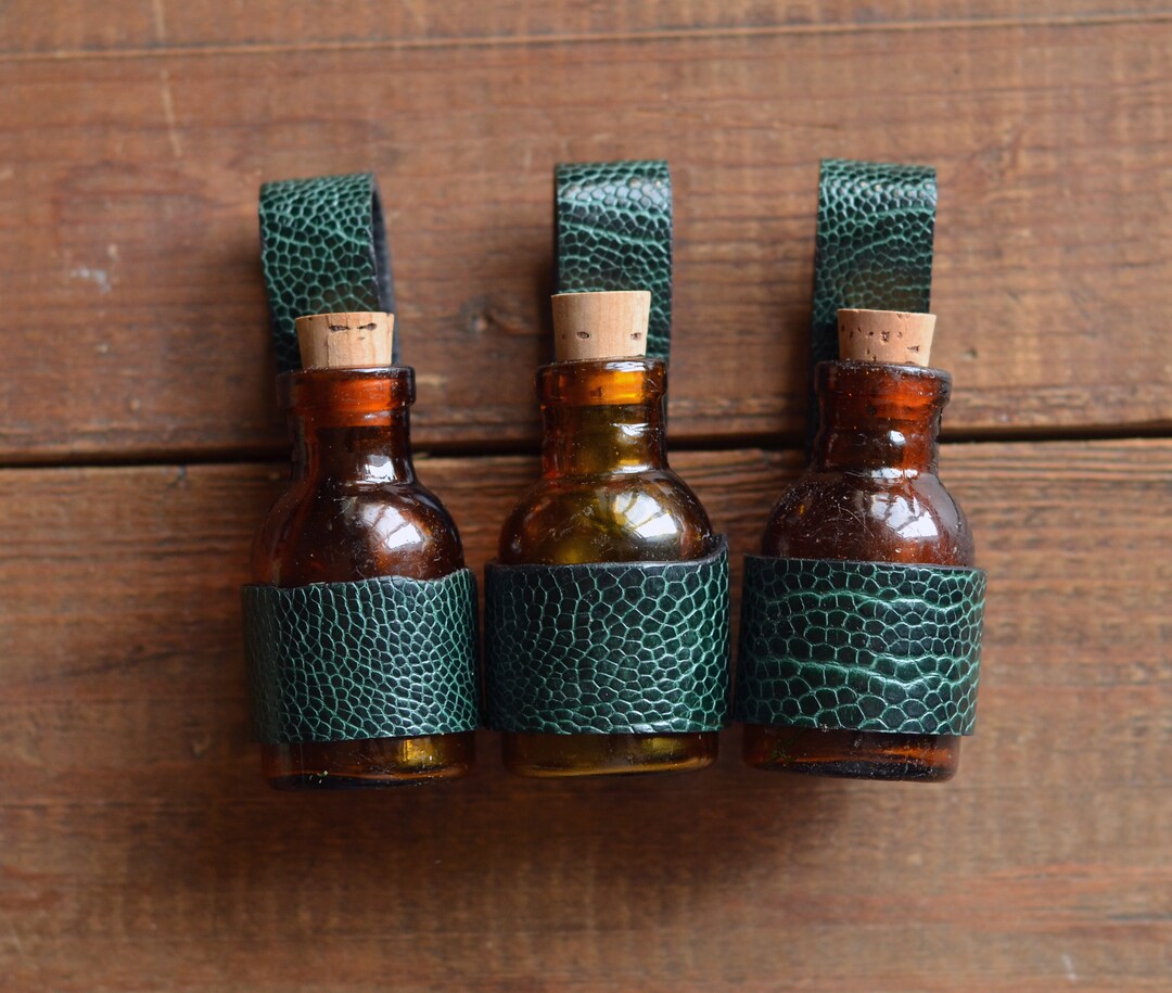 Set of Green Leather Potion Holders 3 Pieces, Bottles for Larp ...