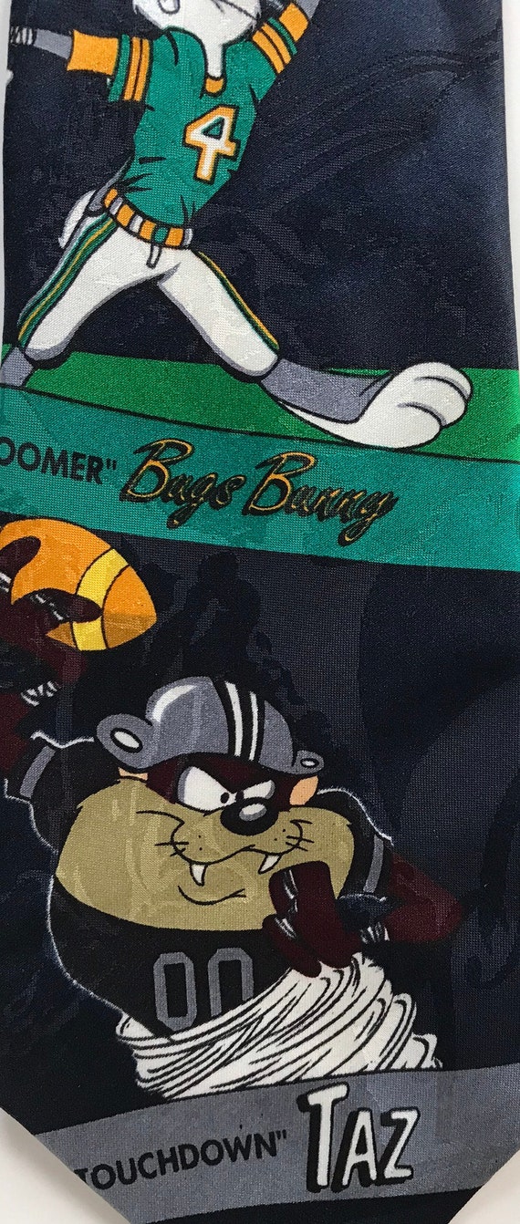 Daffy Duck And Bugs Bunny Football