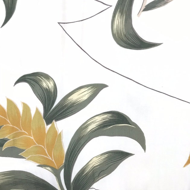 90s Cream Green & Yellow Leaf Print Hawaiian Shirt