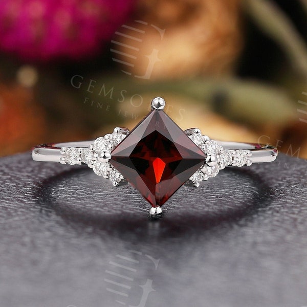 Princess Cut Garnet Ring - Etsy
