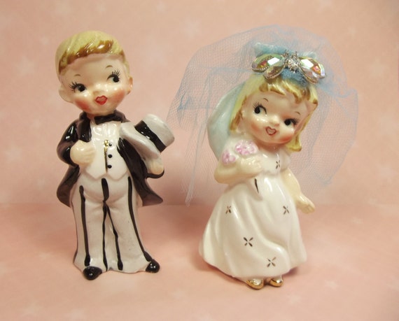 Victoria Vintage Rare & Beautiful Bride and Groom Salt and - Etsy