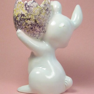 Norcrest Vintage Kitsch Bunny Rabbit Holding up Broken Egg Figurine ...