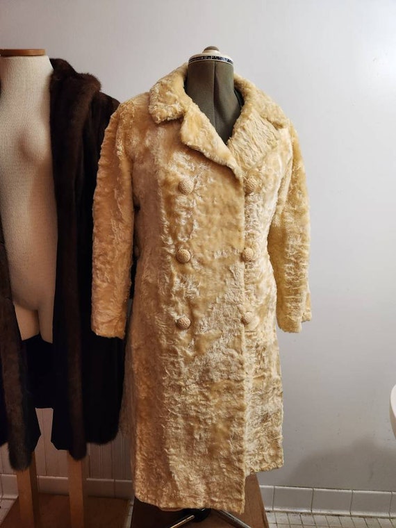 Vintage blonde Persian broadtail lambskin coat size S… - Gem