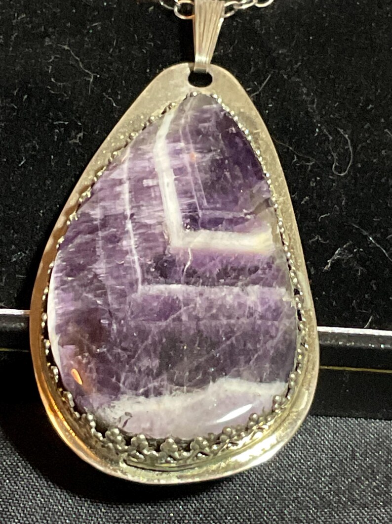 See Video Deep Purple Chevron Pattern Amethyst Auralite Crystal Pendant ...