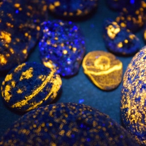 Yooper Stones Fluorescent Sodalites 1 Lb Lot Emberlites Lake Superior ...