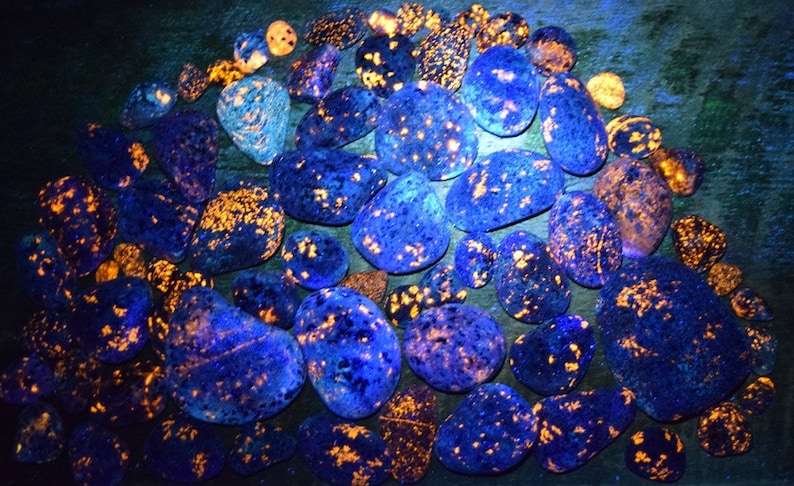 Yooper Stones Fluorescent Sodalites 1 Lb Lot Emberlites Lake Superior ...