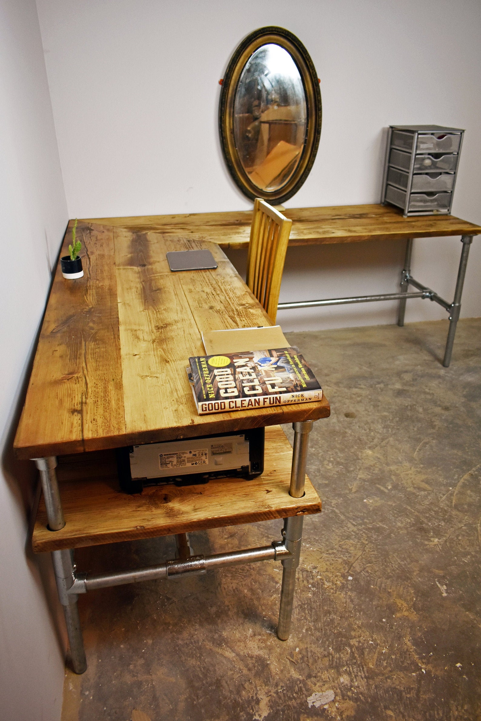 Reclaimed Wood Corner Desk + Printer Shelf || Custom Size/finish - Etsy UK