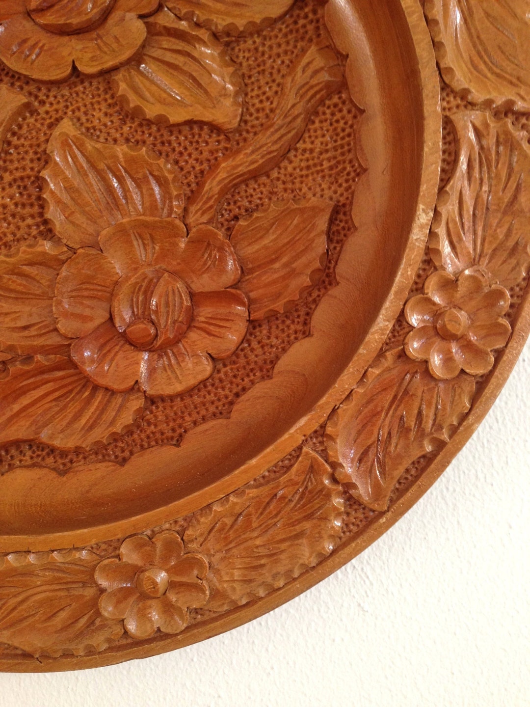 Vintage Wood Carving Wall Plate Round - Etsy