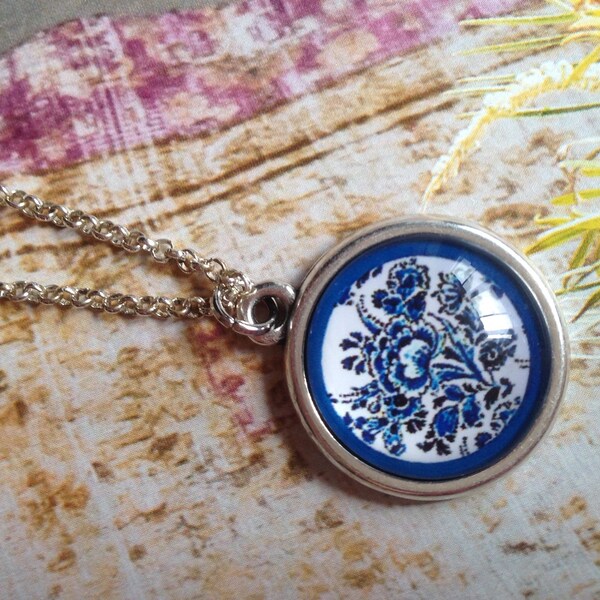 Delft Blue Necklace - Etsy