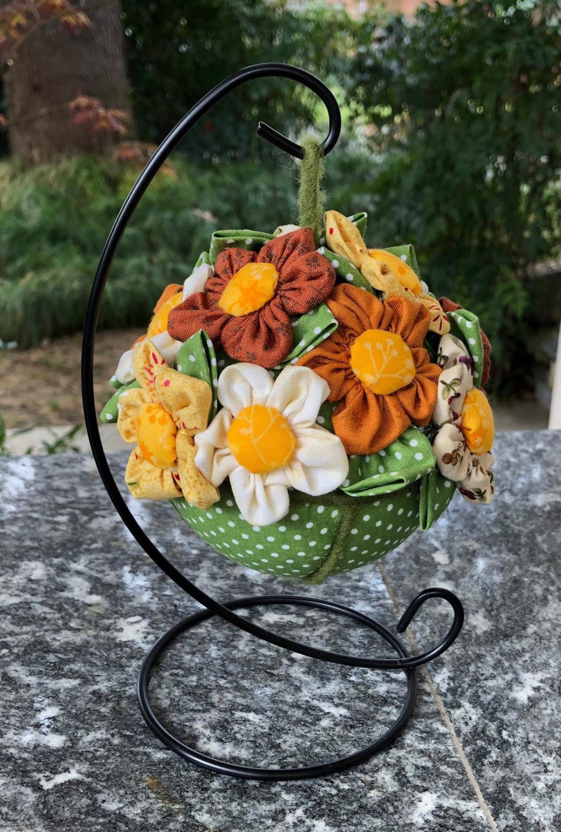 Pomander and Terracotta Vase With Fabric Daisies - Etsy