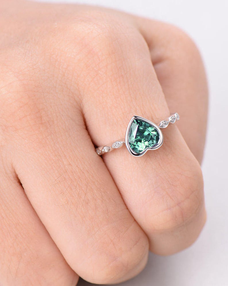 Alexandrite Heart Shape Engagement Ring 925 Sterling Silver White Gold ...