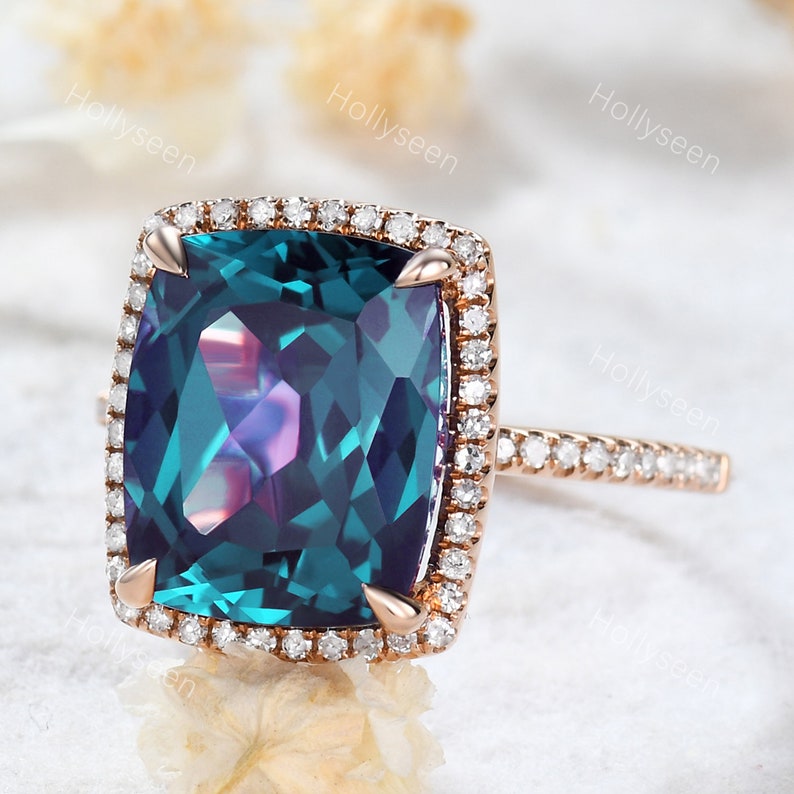 Cushion Cut Alexandrite Engagement Ring Vintage Alexandrite Ring Rose ...