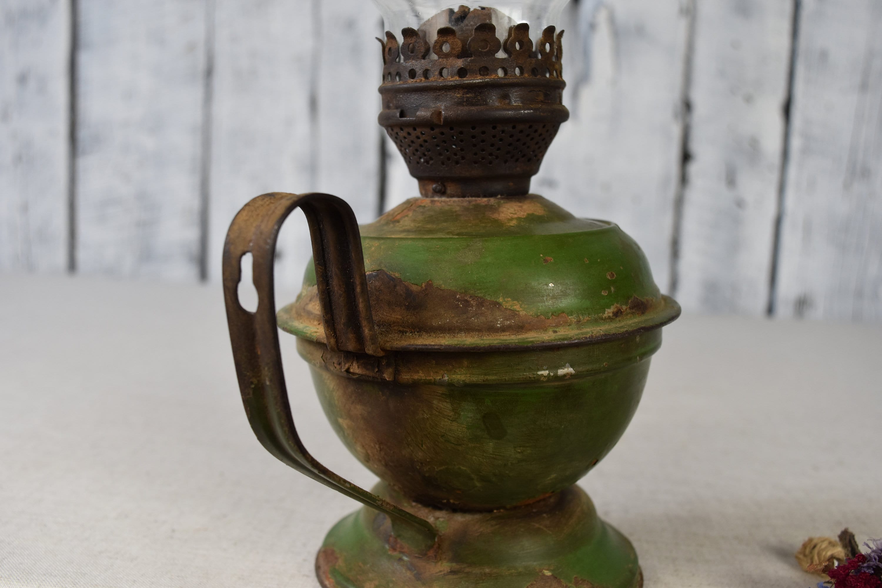 Antique oil lamp / Kerosene lamp / Vintage oil lantern / Old | Etsy