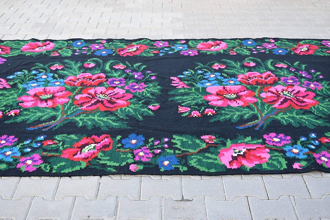 Antique Embroidered Carpet / Luxurious Floral Carpet / Vintage - Etsy