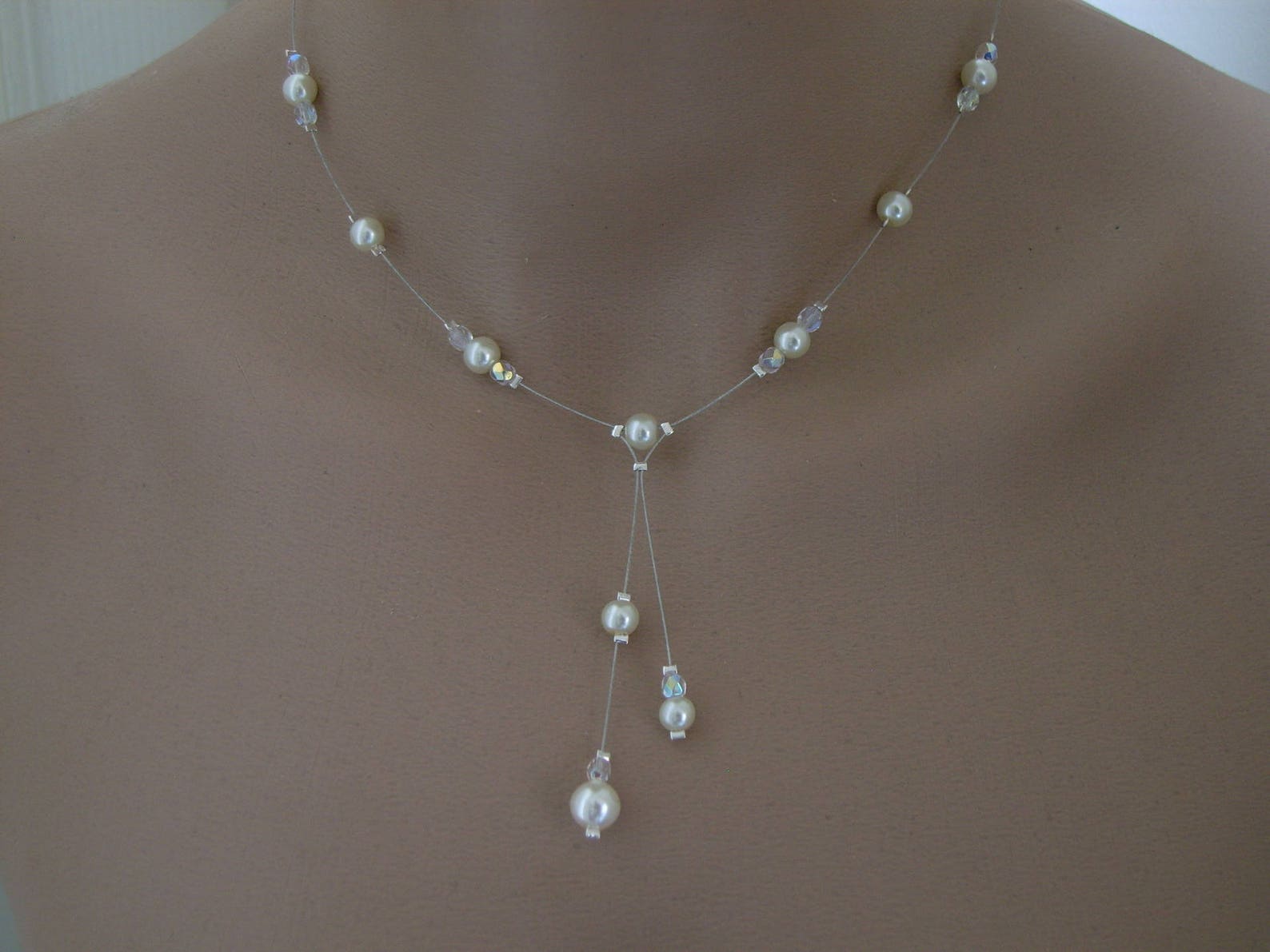 Necklace Fine Delicate Original Ivory /cristal (available in White ...