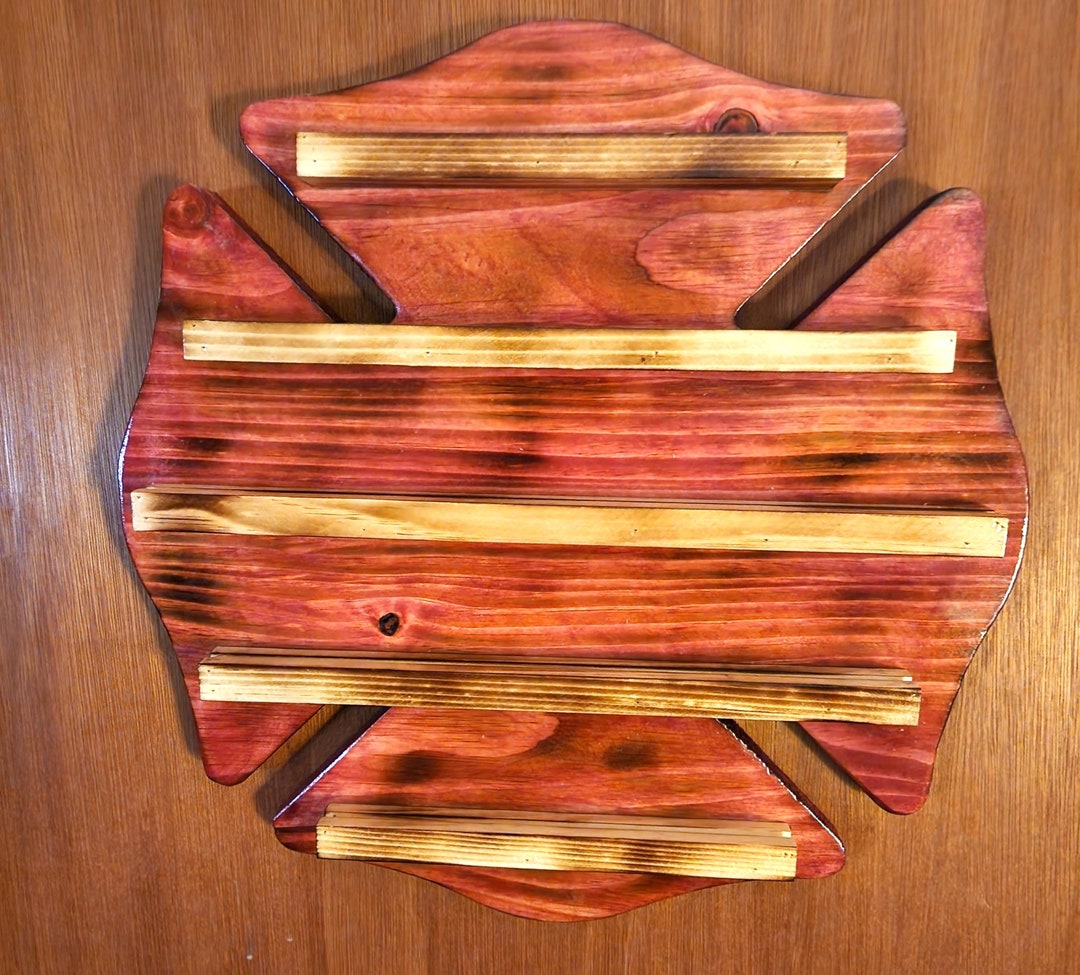 F.F. Red Maltese Cross Challenge Coin Holder - Etsy