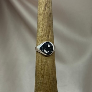 Moon and Star Engraving Signet Ring Moon Engraving Ring, Moon Ring ...