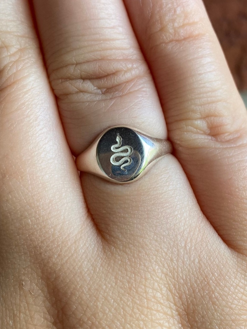 Snake Signet Ring Small Round Signet Ring Snake Engraving - Etsy