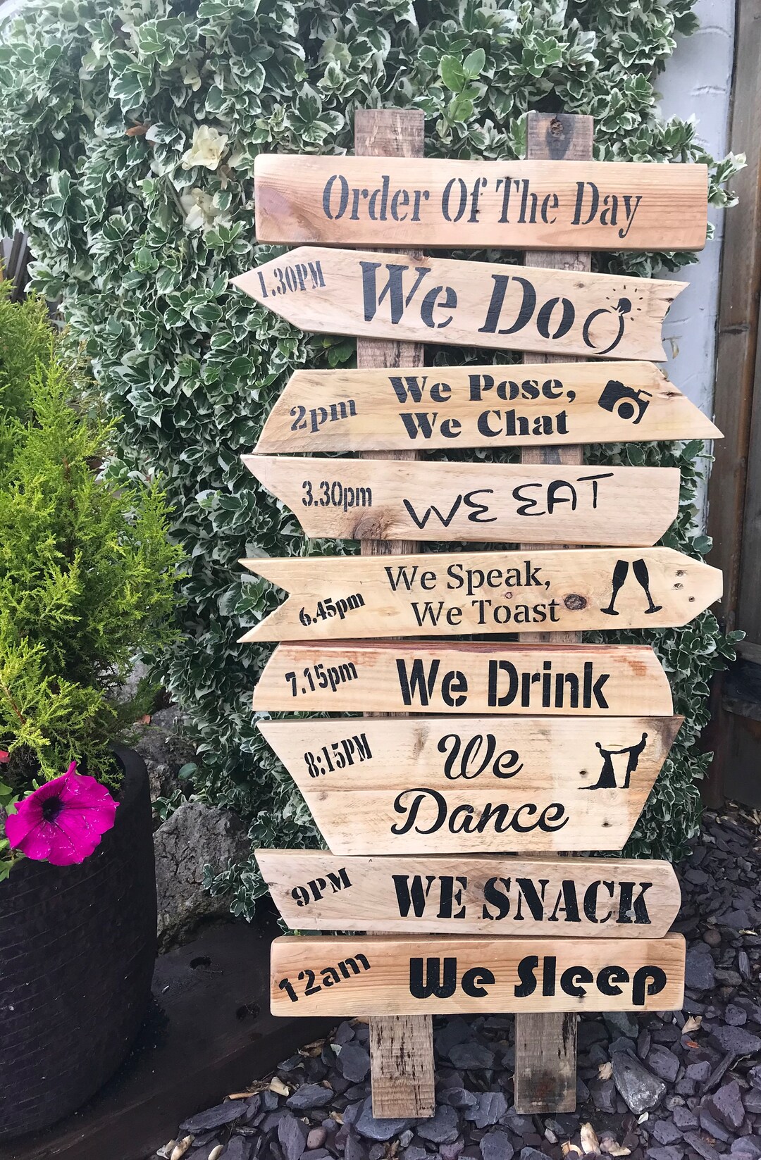 Personalised Order of the Day Wedding Sign Post. Rustic Signs ...
