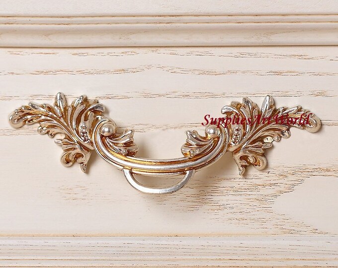 Shabby Chic Dresser Knobs Pulls Handles Drawer Knobs Pulls Handles Antique Silver Carving ...