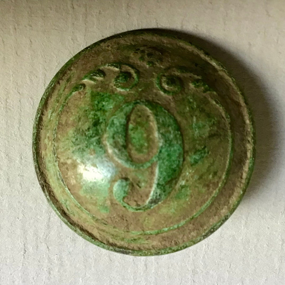 Antique Napoleonic Army Button, 9th Light Infantry, Chasseurs Regt ...