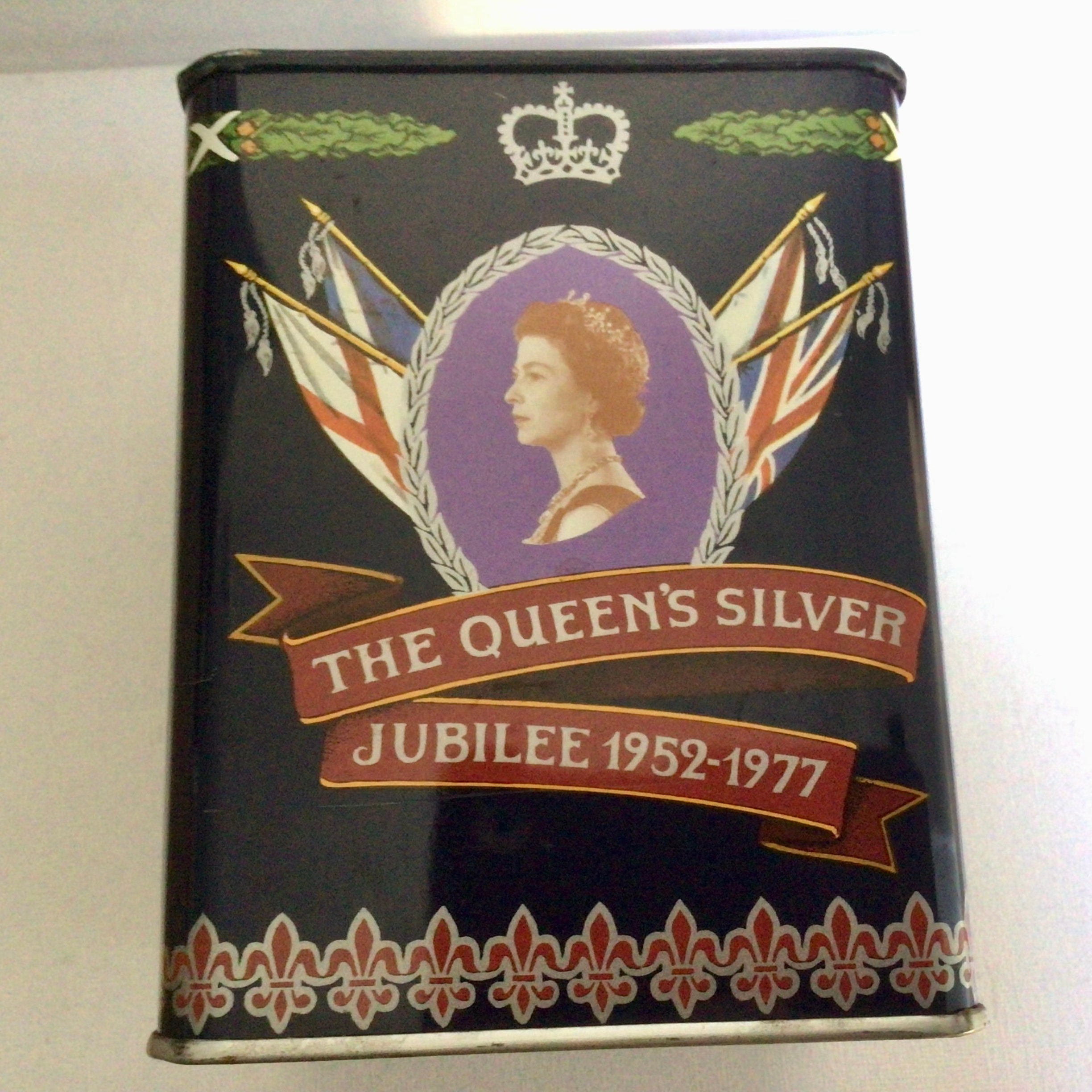 Queen Elizabeth II Silver Jubilee Tea Tin. Tea Tin by Robert - Etsy