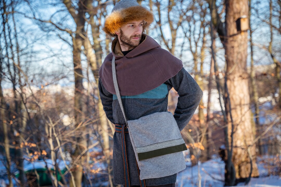 Historical Bag, Made With Felted Wool and Linen. Early Medieval Woollen ...