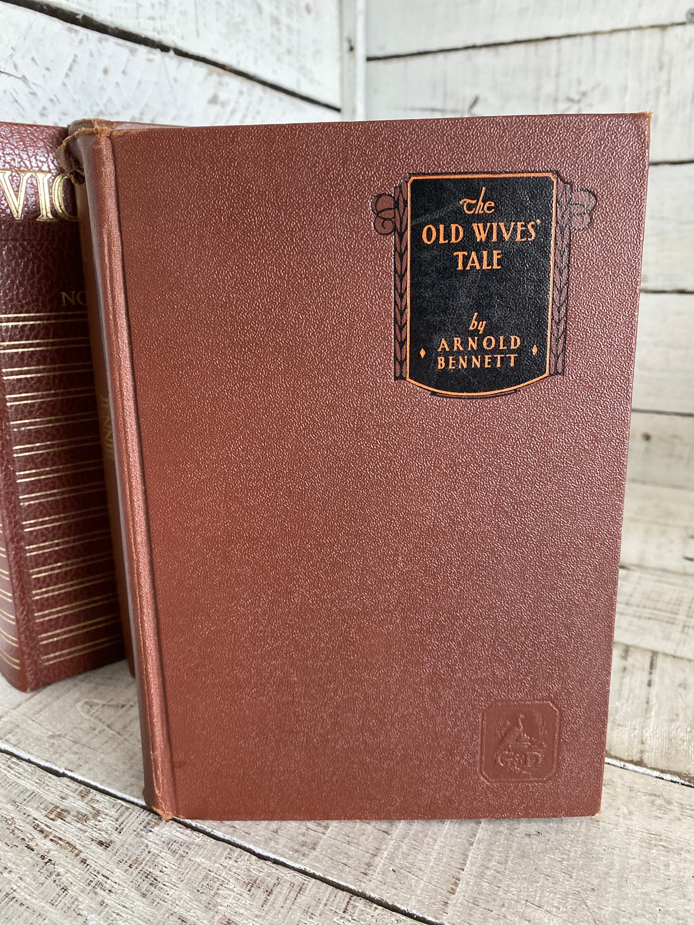 Vintage Brown Book Stack Brown Interior Decorator Books Old - Etsy