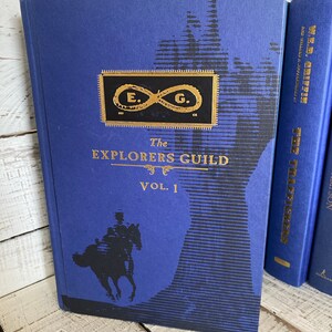 Blue Books Set: Modern Home Staging Decor, Nautical Library Collection ...