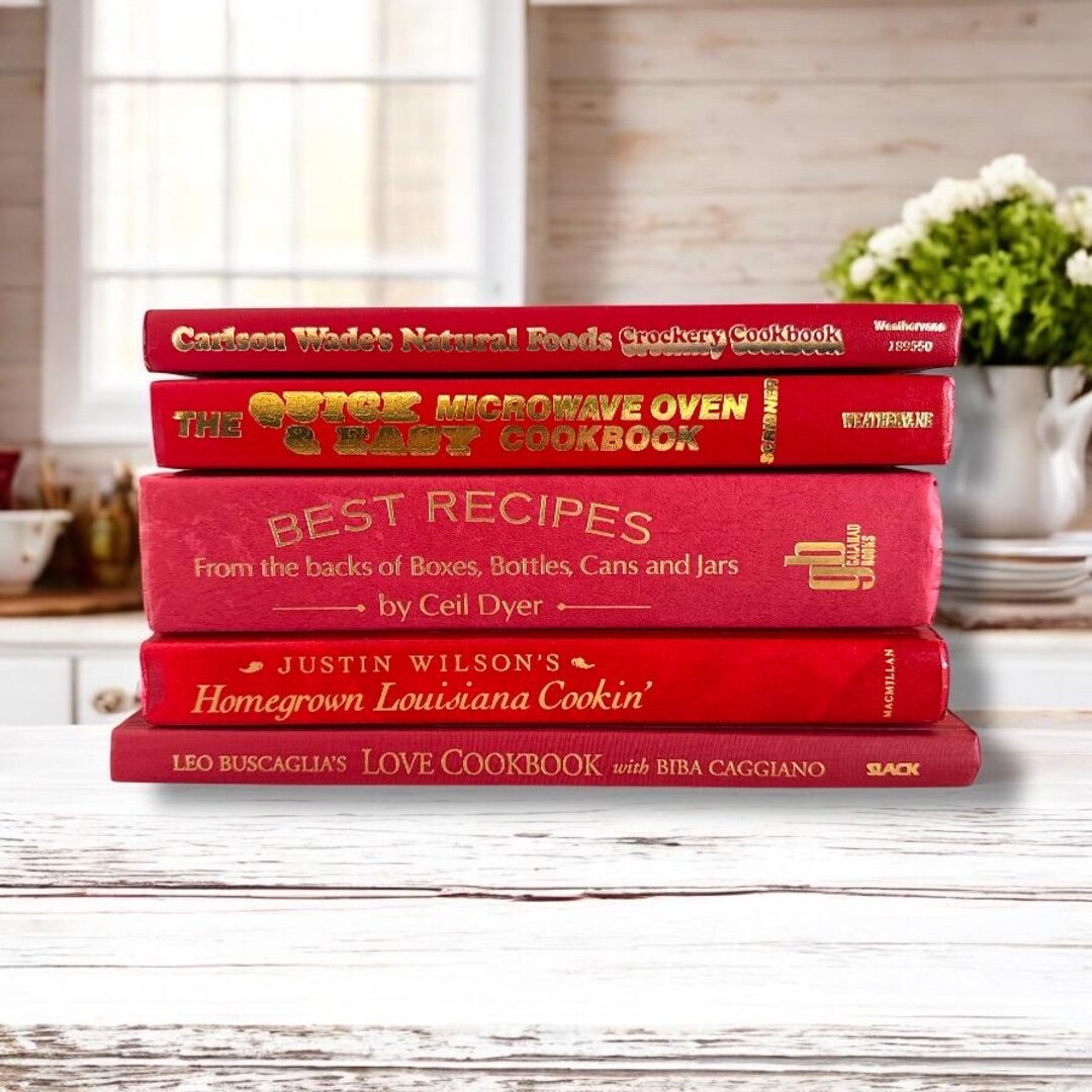 Vintage Red Cookbook Set: 1970s-90s Kitchen Shelf Decor - Etsy