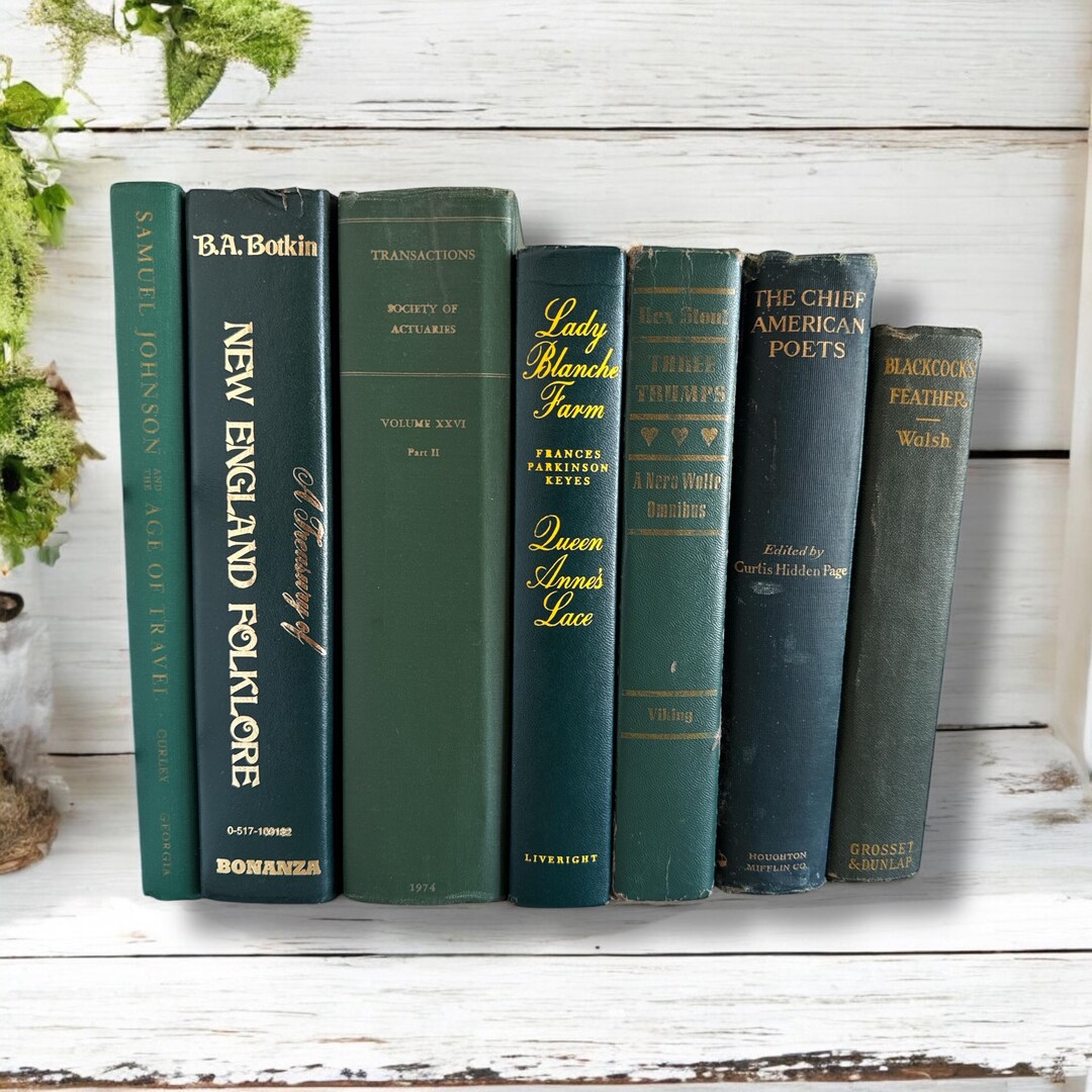Vintage Emerald Green Book Set: Shabby Chic Shelf Decor - Etsy
