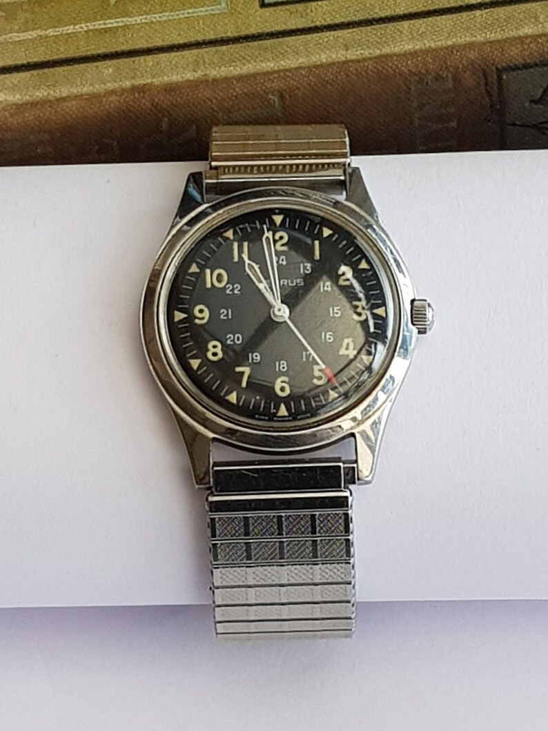 Benrus Bullitt Series 3061 Analogue Black Dial Bracelet Watch Gwo-circa ...