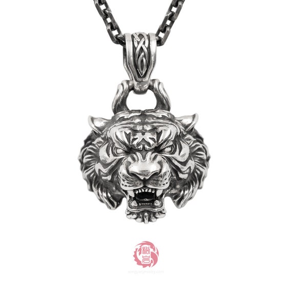Sale > silver tiger pendant > in stock
