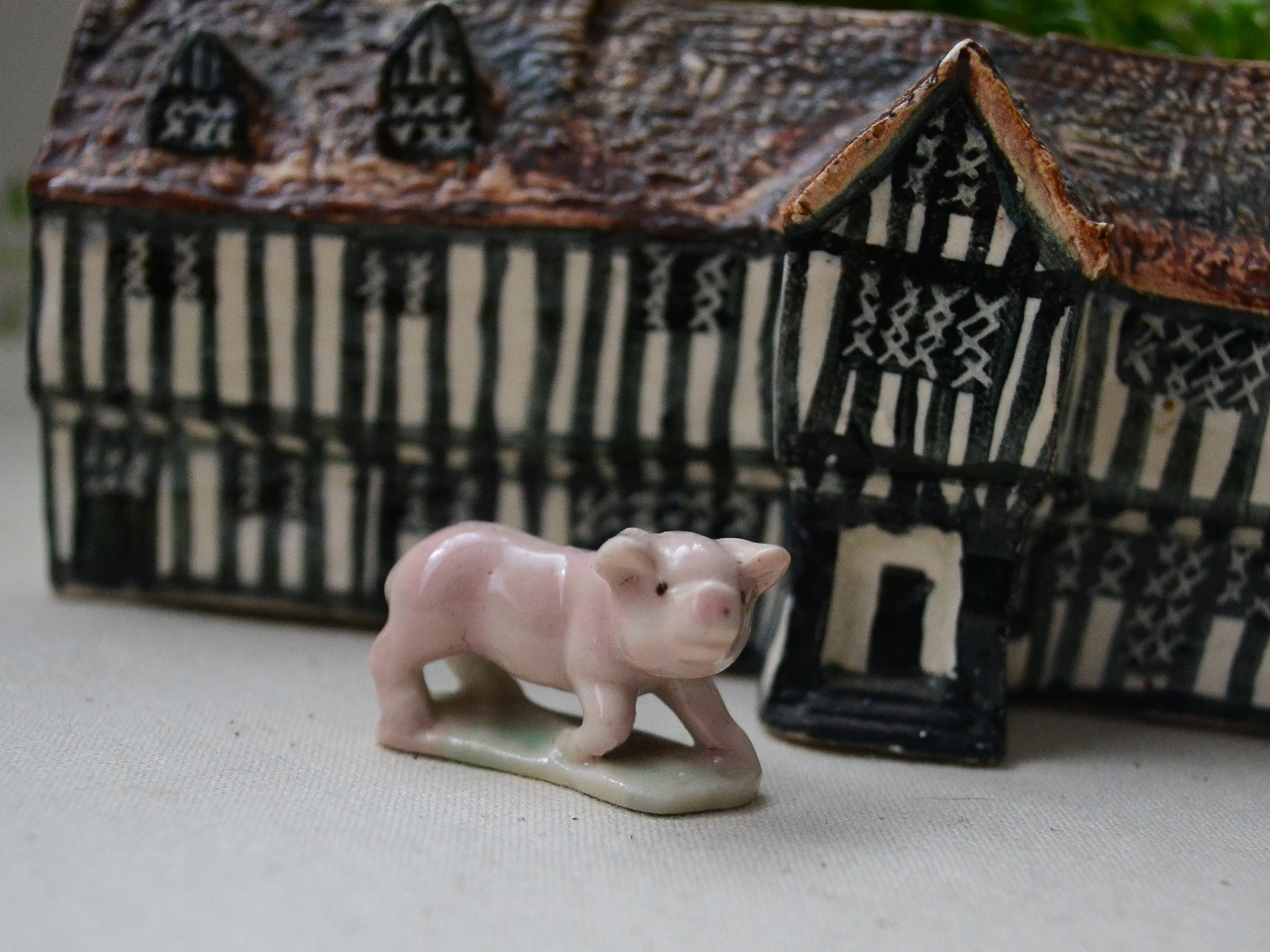 Home & Living Ornaments & Accents Pair pigs ceramic pig cake topper ...