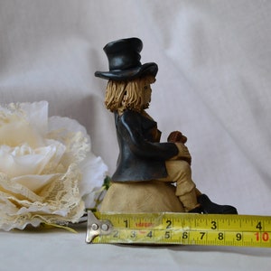 Wanderer Figurine Pottery Artwork Boy Figurine - Etsy UK