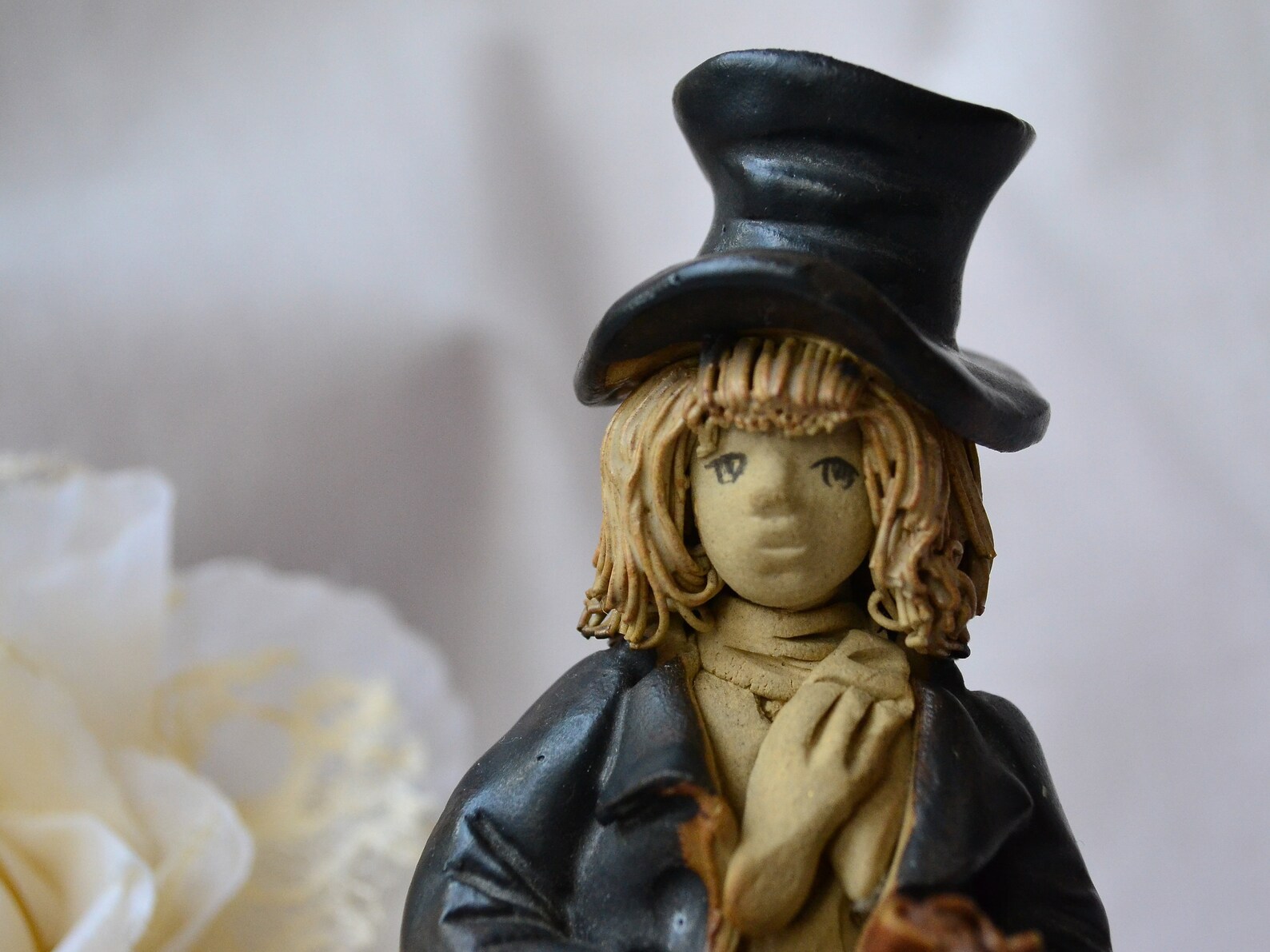 Wanderer Figurine Pottery Artwork Boy Figurine - Etsy UK