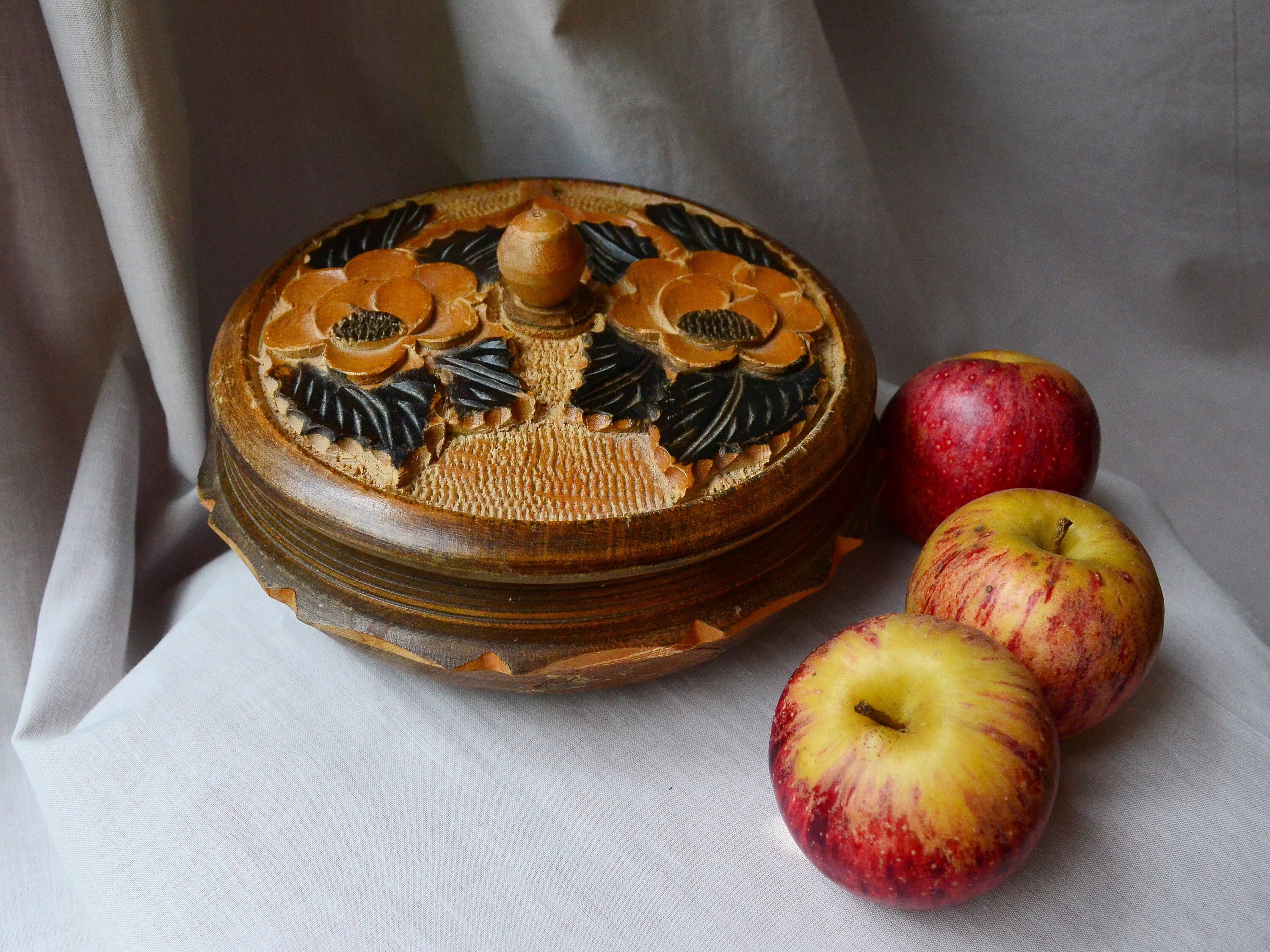 Wooden Trinket Box Large Round Viking Box Vintage Jewellery Holder ...