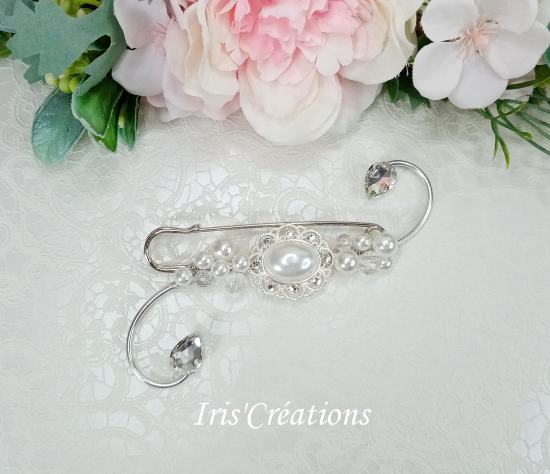 Attach Train Ref Marquise Rhinestone Medallion White Pearls and Crystal ...