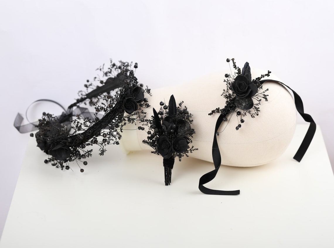 Black Goth Corsage, Gothic Wedding Corsage, Black Corsage, Black Flower ...