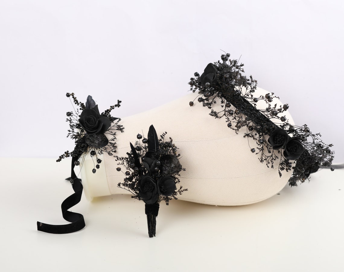 Black Goth Corsage, Gothic Wedding Corsage, Black Corsage, Black Flower ...