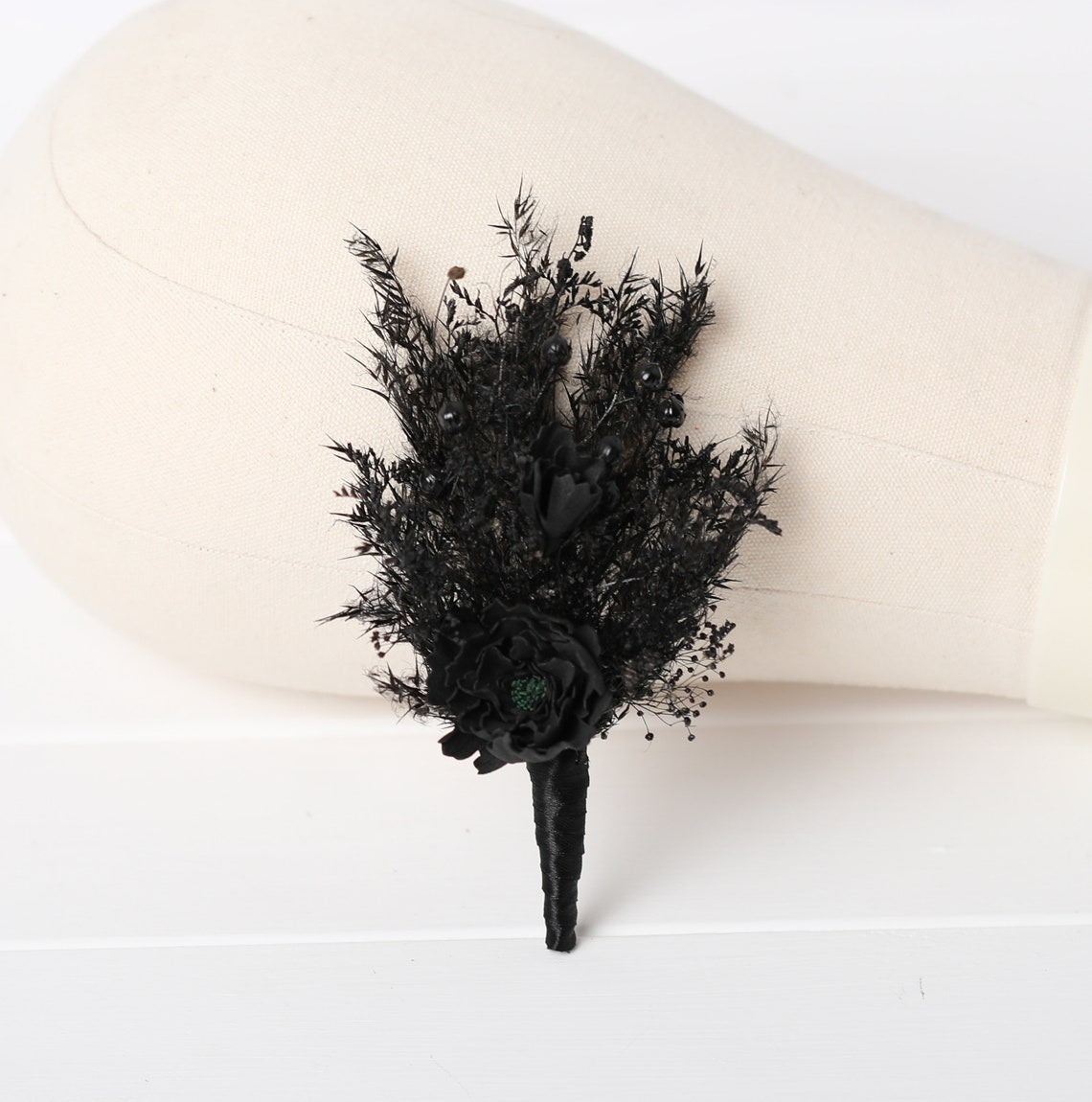 Black Gothic Boutonniere and Corsage, Black Goth Boutonniere, Gothic ...
