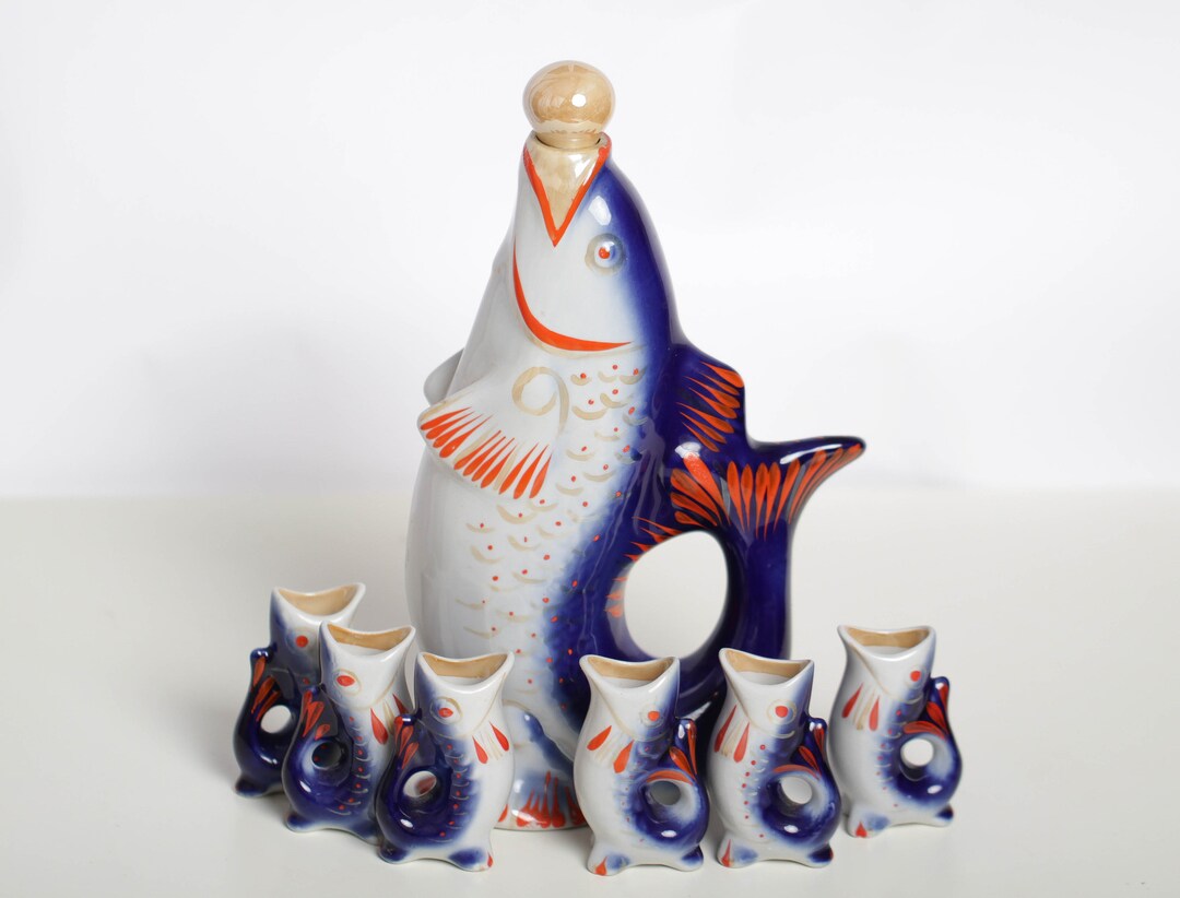 Set of Fish Carafe and 6 Wine Glasses, Vintage Carafe, Vintage Wine ...
