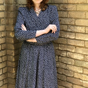 80s Does 40s Navy Blue St Michael Vintage Long Sleeve Belted Day Tea ...