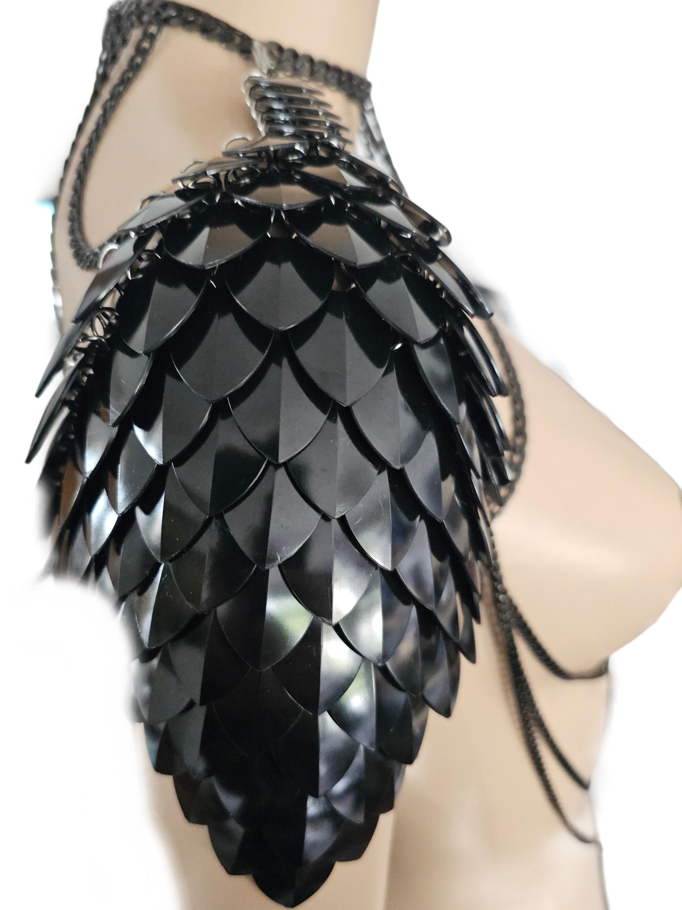 Dragon Scale Royal Fae Fantasy Shoulder Armor: Viking Scalemail Gala ...
