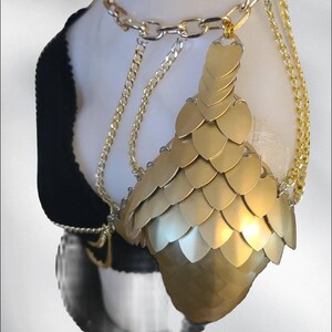 Gold Scalemail Fae Fantasy Shoulder Armor: Dragon Scale Viking Gala ...